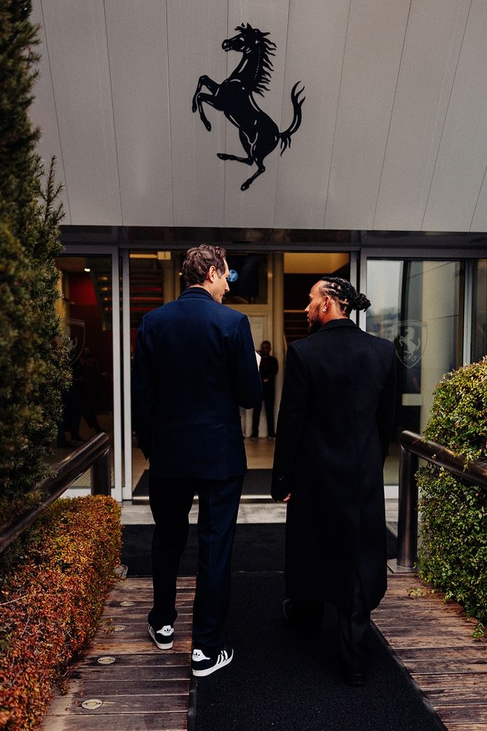 Hamilton makes first visit to Ferrari F1 factory ahead of testing debut