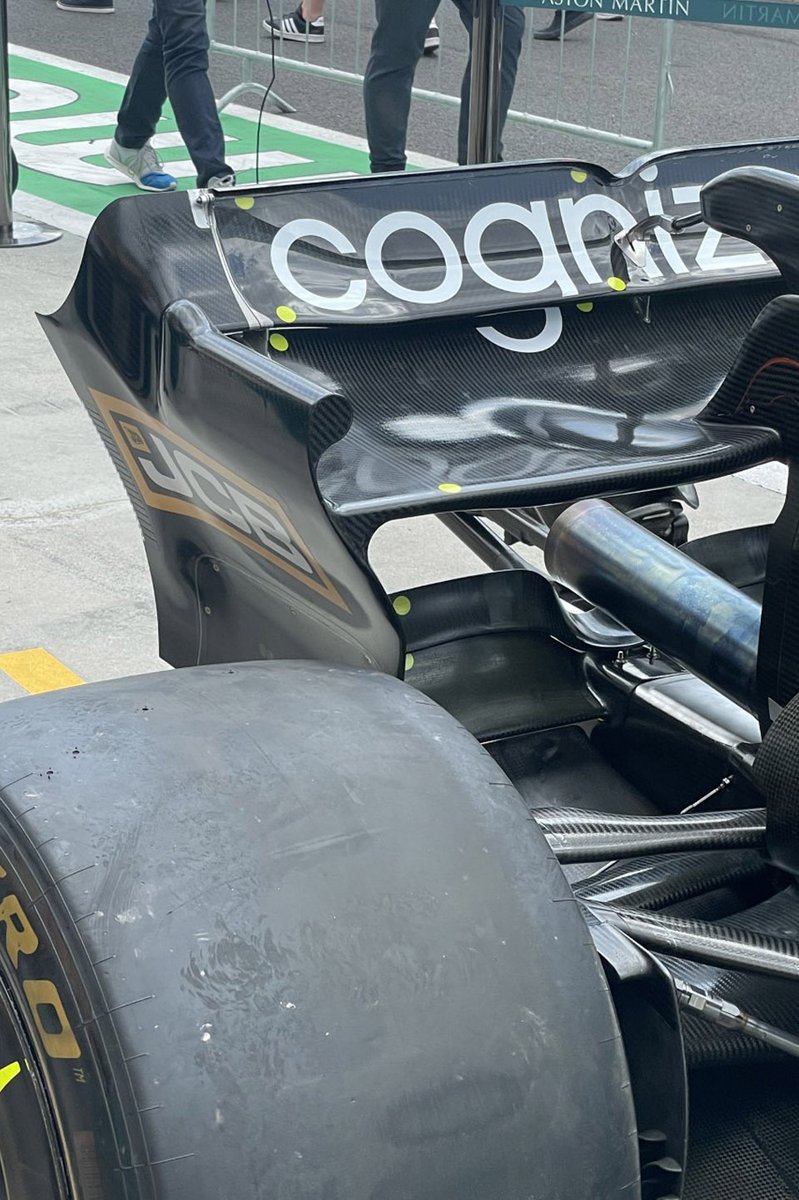 F1 | Aston Martin rivoluzionaria nell'ala posteriore