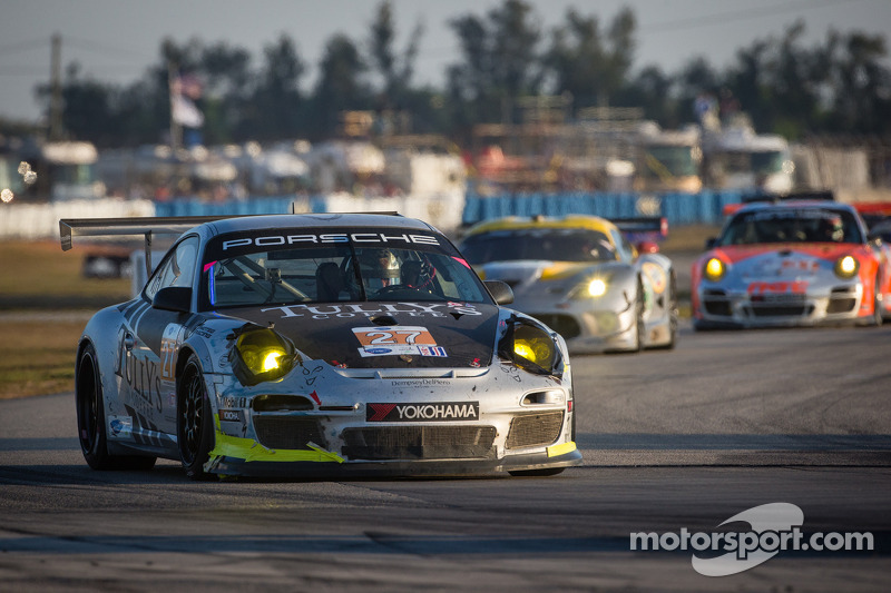 Dempsey Del Piero Racing brings both its cars home to the finish in Sebring