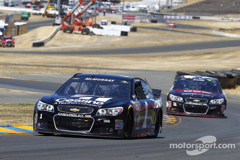 Late record run gives Sonoma pole to Jamie McMurray