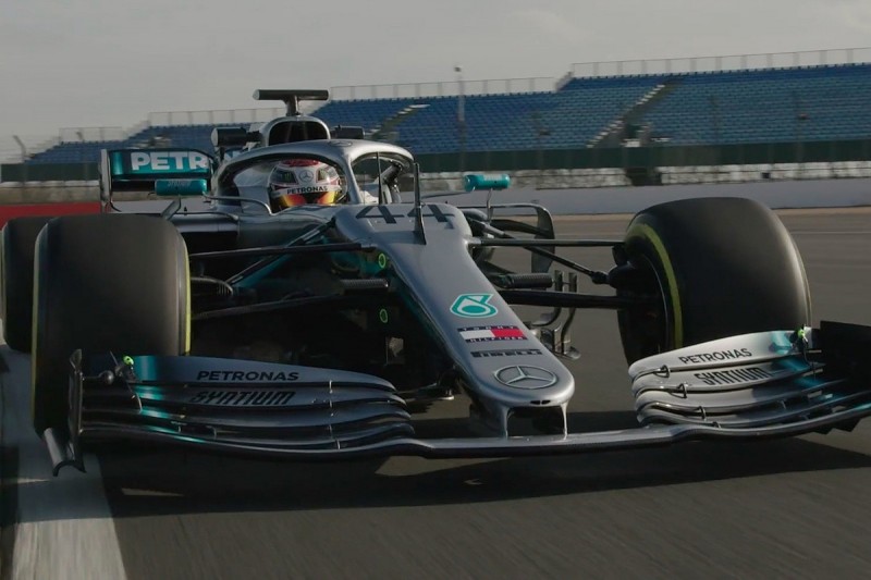 Mercedes Looks to the Future with its Young Engineers