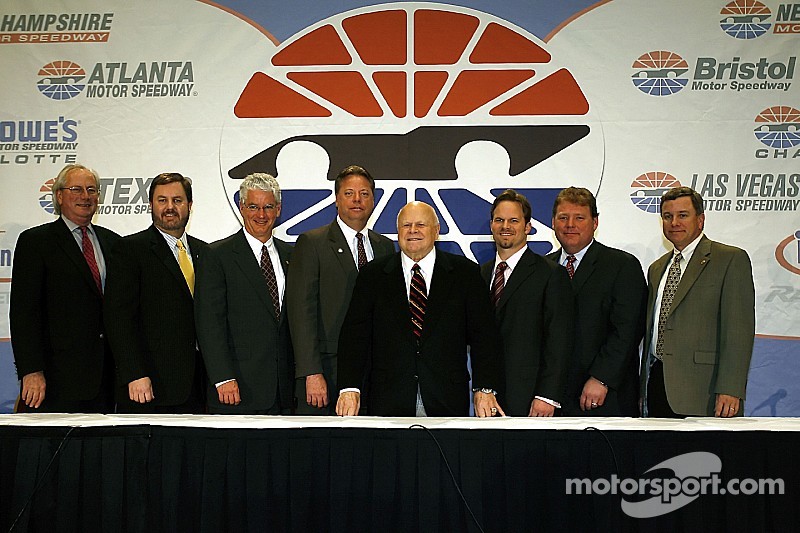 Bruton Smith recognized for contributions to racing