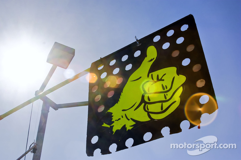 Favorite NASCAR Pit Signs? : r/NASCAR